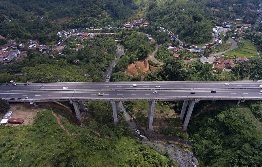 Jalur Tol Jembatan Cisomang Kembali Dibuka Jalur Tol Jembatan Cisomang Kembali Dibuka