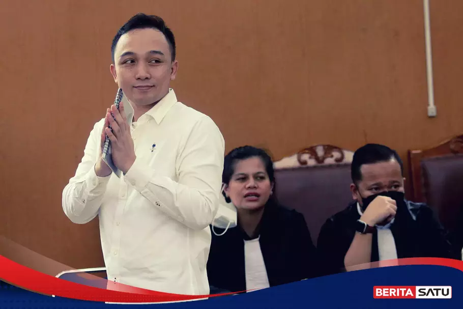 Banding Ditolak Ricky Rizal Tetap Divonis 13 Tahun Penjara Halaman 1