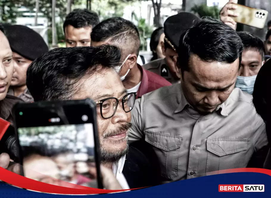 Tinggalkan Kediaman Orang Tua, SYL Akan Balik ke Jakarta? Tinggalkan Kediaman Orang Tua, SYL Akan Balik ke Jakarta?
