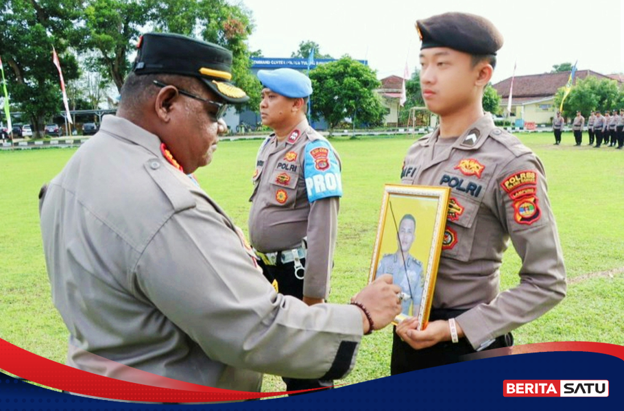 Langgar Disiplin Dan Kode Etik 2 Anggota Polres Tulang Bawang Dipecat