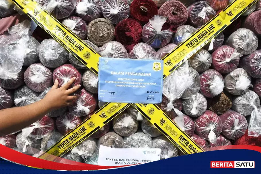Negara Berpotensi Rugi Rp 6,2 Triliun Akibat Impor Tekstil Ilegal Negara Berpotensi Rugi Rp 6,2 Triliun Akibat Impor Tekstil Ilegal