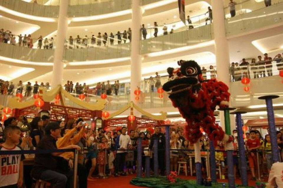 Parade Barongsai Meriahkan Imlek di Lippo Malls Parade Barongsai Meriahkan Imlek di Lippo Malls