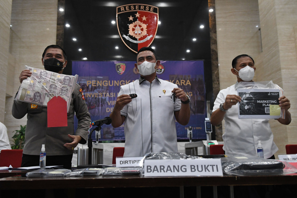 Pendiri Robot Trading Viral Blast Putra Wibowo Masuk DPO Pendiri Robot Trading Viral Blast Putra Wibowo Masuk DPO