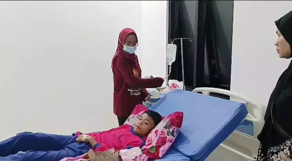 Ratusan Warga Purwakarta Keracunan dari Nasi Kotak Jumat Berkah Ratusan Warga Purwakarta Keracunan dari Nasi Kotak Jumat Berkah