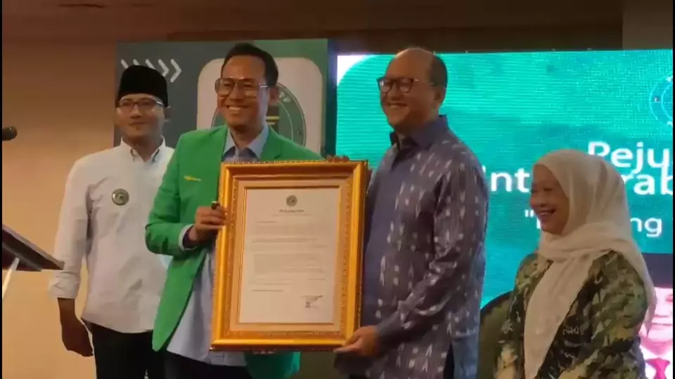 Pejuang PPP Deklarasi Dukung Prabowo-Gibran Pejuang PPP Deklarasi Dukung Prabowo-Gibran
