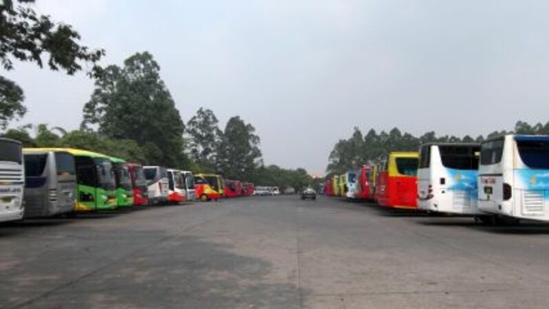 Kemenhub Wajibkan Bus Penuhi Minimal Lima Persyaratan - Halaman all Kemenhub Wajibkan Bus Penuhi Minimal Lima Persyaratan - Halaman all