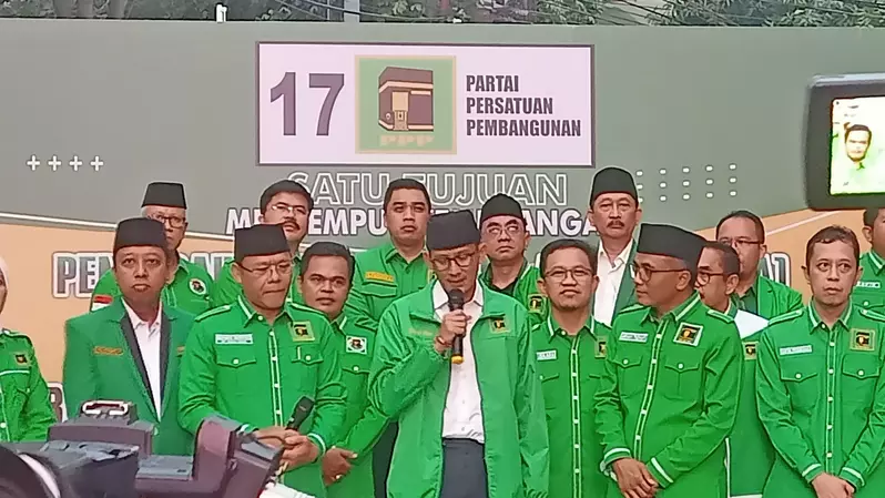 Resmi Jadi Kader PPP, Sandiaga: Saya Perjuangkan Ekonomi Umat Resmi Jadi Kader PPP, Sandiaga: Saya Perjuangkan Ekonomi Umat