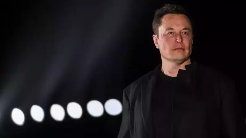 Elon Musk Rilis Teaser AI Baru Bernama Grok Lewat X Elon Musk Rilis Teaser AI Baru Bernama Grok Lewat X