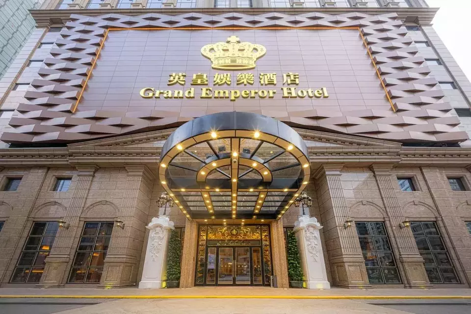 Harga Emas Meroket, Hotel di Makau ‘Panen’ Emas dari Lantai Lobi