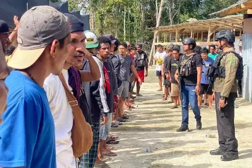 Indonesia Evacuates 26 Chinese Nationals After Rebel Attack on Papua ...